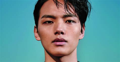 스무살 여진구 나도 남자다파격 복근 공개