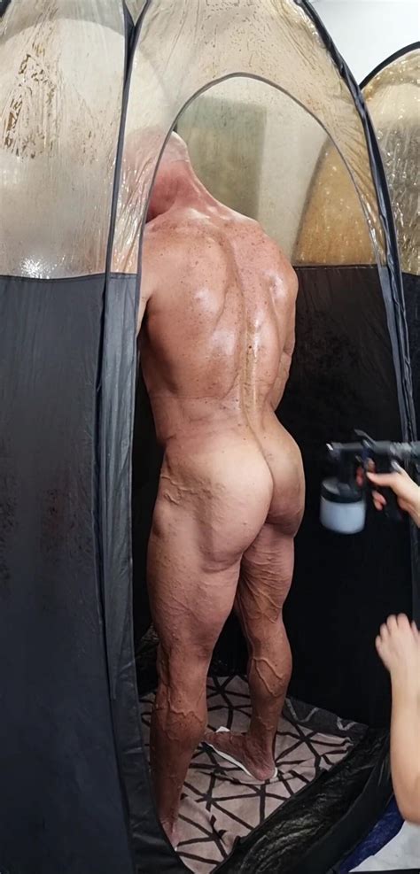 Australian Bodybuilder Spray Tanned Backstage Part 2