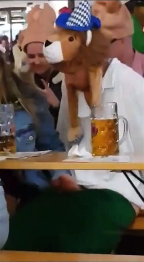 Str8 Handjob Under The Table