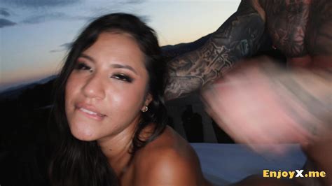 Andrea Retali And Her Stunner Enjoy A Hardcore Hook Up In The Sunset S Embrace Full Hd