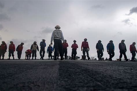 Dvids Images Sailors Conduct Foreign Object Debris Walkdown Image