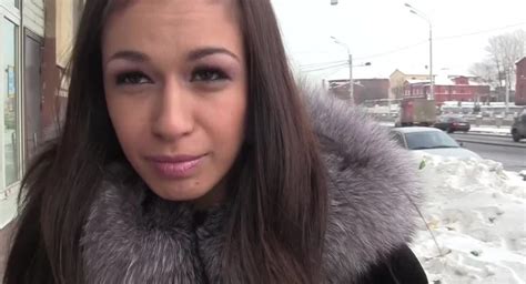 Brunette Gets Invited To Get An Anal Gangbang Three Guys Do Her