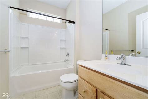 Hayley Wild Real Estate Agent Compass