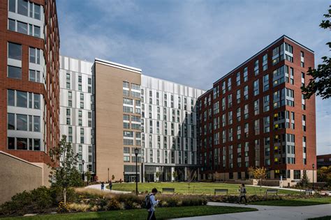 Gladding Residence Center Clark Nexsen