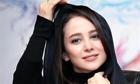 عکس زیبای الناز حبیبی با یک ژست هنری