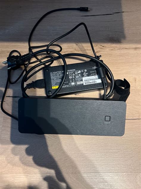 Fujitsu Tbt3 Port Replikator Thunderbolt Usb C In Nordrhein Westfalen Erftstadt Weiteres Pc