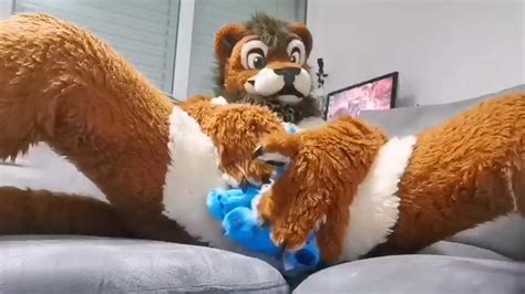 Flippy Lions Fart