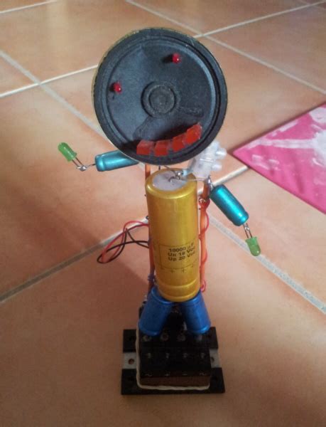 Electronique Realisations Robot Vox 001