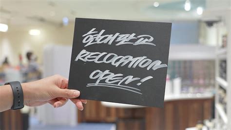 향기롭게 새단장한 러쉬 현대판교점 Relocation Open💚 Youtube