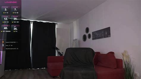 Big Ass Brunette Eporner