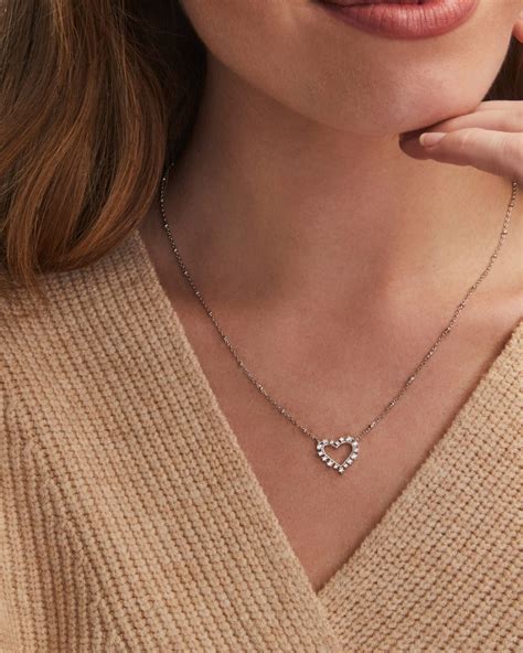 Ari Heart Pendant Necklace Kendra Scott At Ellis Brashears Blog