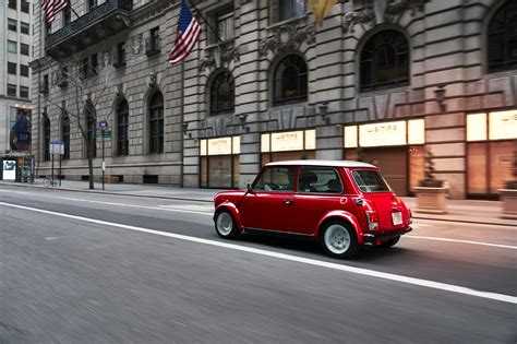 Classic Mini Electric Retro Ev Debuts In New York Classic Mini