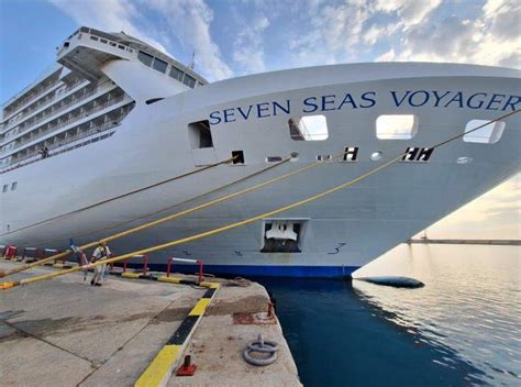 LÜks Yolcu Gemİsİ Antalya Lİmanina Demİrledİ Rturizmdosyasi