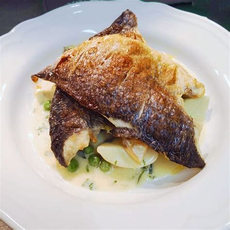 Grilled Sea Bream Fillets In Mustard And Tarragon Sauce