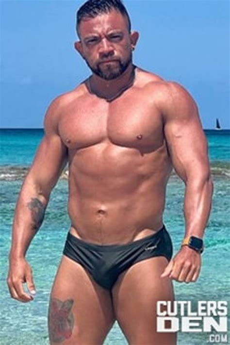 That Switch Gay Porn Star Database At WAYBIG