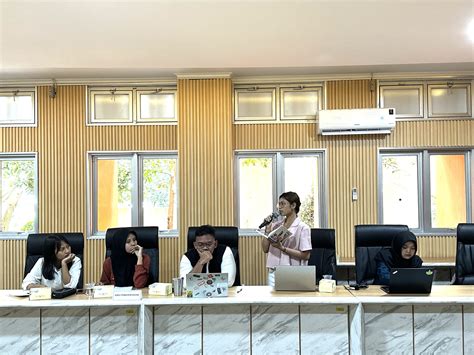 Oranges Prestatif Class Fisip Undip Siapkan Generasi Mawapres Untuk Berjaya Di Tingkat