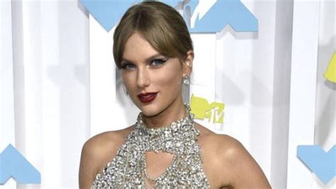 Taylor Swift Reveals Inspiration And Meaning Behind Song Lyrics On New
