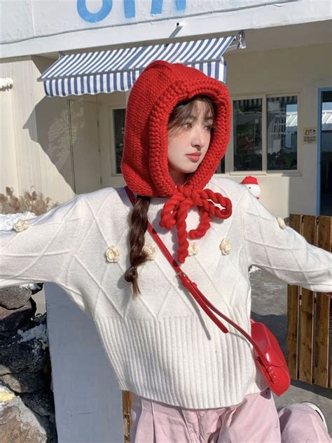 여성 흰티 라운드 플라워 뜨개자수 패치 다이아 퍼프 숏 니트 스웨터 핑크 에이블리