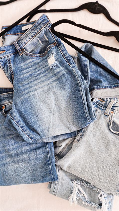 how to declutter your closet casa anguiano