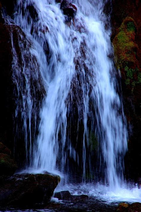 清流や滝の流れをどのように表現していくか。 ｛風景写真＆アートの森へようこそ 風景写真家：清野 彰｝