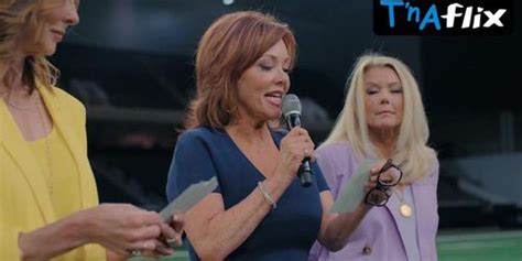 Reece Allman Sexy Scene In America S Sweethearts Dallas Cowboys Cheerleaders Tnaflix Com