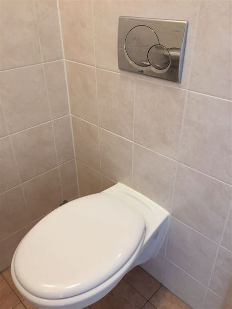 Kleine Drukknop Geberit Toilet Werkt Niet Meer Werkspot