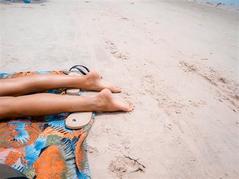 Sunbathing Pictures Download Free Images On Unsplash