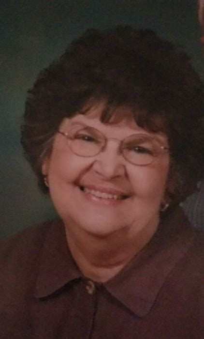 Michelle Mulkeys Instagram Twitter And Facebook On Idcrawl