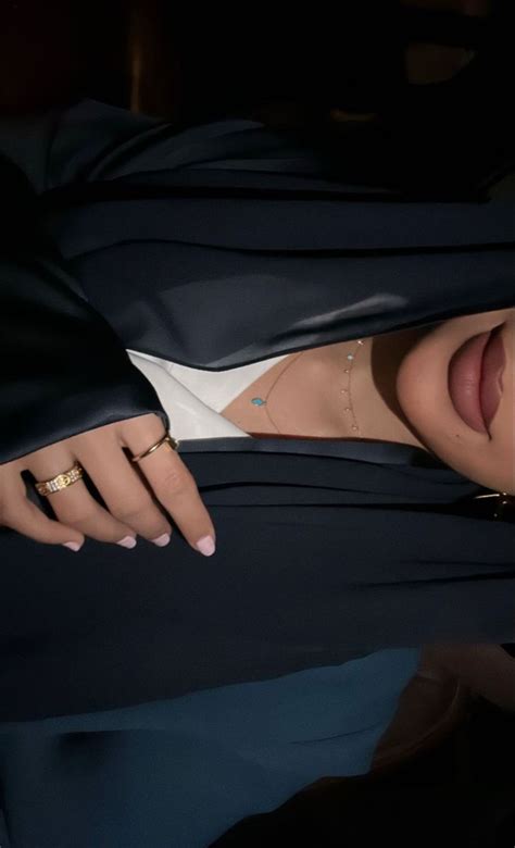 Pin De € En 92i Labios