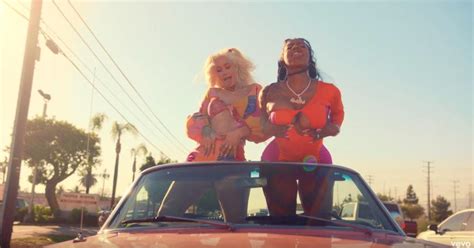 The Sexiest Scenes From Iggy Azaleas Romy And Michele Themed Music Video