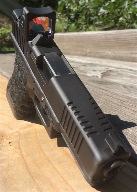 Review Shooting A Glock With Trijicon RMR Red Dot Sight Rifleshooter Com