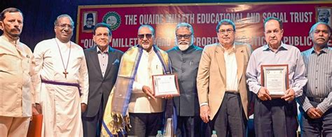 அரசியல் பொது வாழ்க்கையில் சிறந்த பணி ‘இந்து என் ராம் அபுசாலே சரீப்புக்கு ‘காயிதே மில்லத்