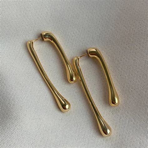 Unique Dual Tone Twist Design Hoop Earrings On Luulla