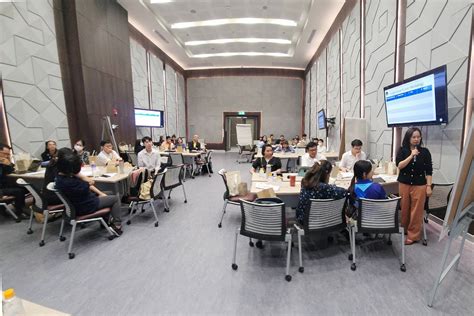 วทยากรบรรยาย หวขอ Good Practice Sharing on AUN QA SAR Writing platform คณะเทคโนโลย