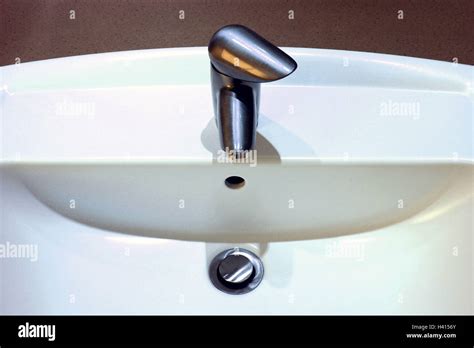 Overflow Sink Hi Res Stock Photography And Images Alamy