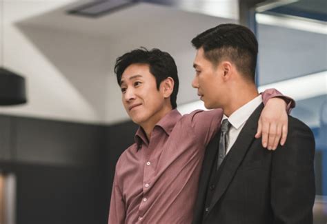 법쩐 박훈과 손잡은 이선균 함께 나눈 은밀한 대화는 비즈엔터