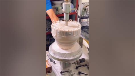 그릇에 무늬 입히는 기계 Youtube