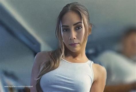 Two Ways I Can Talk About This Super Sexy Photo Moved To Fanvue Official Photos Loyalfans