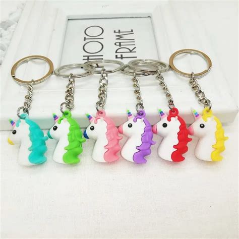Милый мультяшный Единорог брелок красочный силиконовый 3d брелок для ключей в виде лошади для