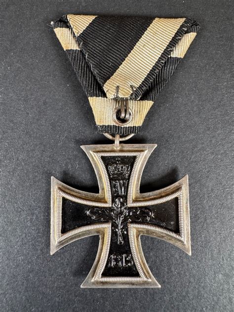 Ww1 German Army 1914 Iron Cross 2nd Class Medal Austrian Issue Medals