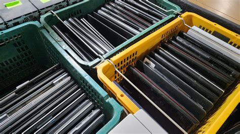 서초동 고장난 폐노트북 폐컴퓨터 매입 수거 했습니다 정팩코리아 Jfk