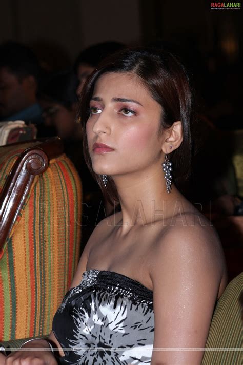 Ragalahari Sexy Bollywood Actress Shruthi Hassan Hot Pics