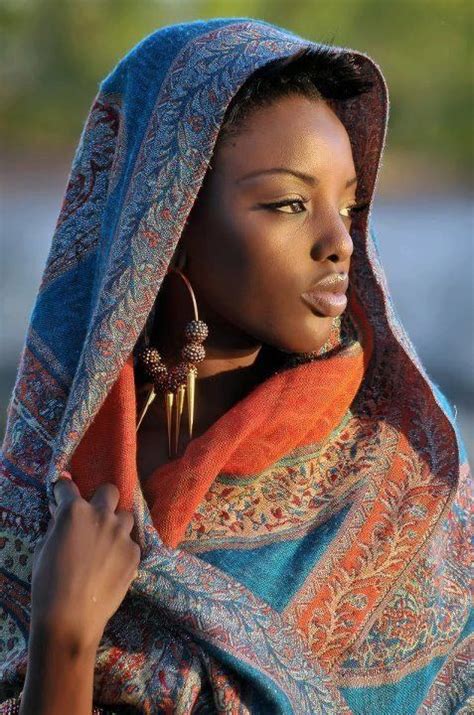 African Beauty Black Is Beautiful Mulheres Africanas Mulher Negra