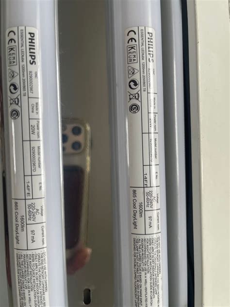 4ft Dual Led Tube Casing Holder 2 Led Fluorescent Tubes Philips