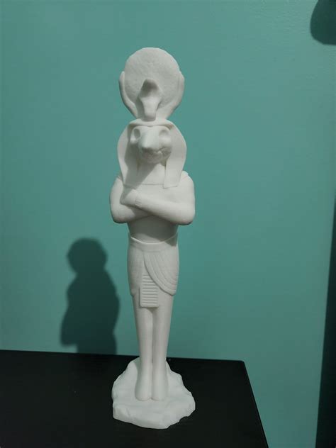 Free Stl File Moon Knight Khonshu Statue・3d Printing Template To