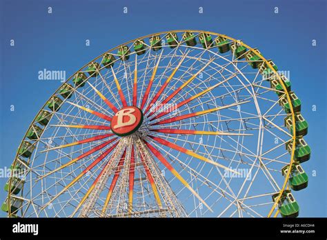 Chain Dump In Attraction Of Fair Stock Photo Alamy