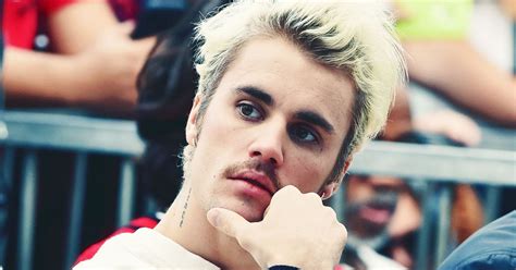 Justin Bieber Weeps Jokes About Sex Life At Playback Party