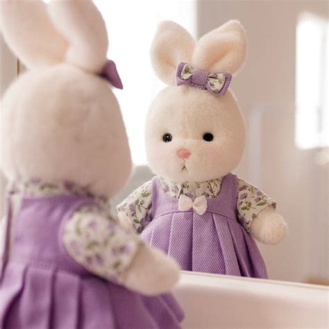 테디테일즈 코리아 진저브레드 ⋆｡🍦˚ ˚🥞 ༘ ⋆｡🍪˚ ༘ 홈 파티에서 음식을 담당하기로 한 진저브레드가 캔디샵에 들렸나 봐요 🤫 조심하세요 진저브레드는 본인