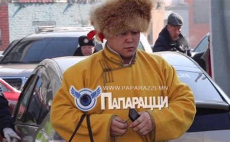 Гарьд ЖБат Эрдэнийн цагаан сарын гоёл