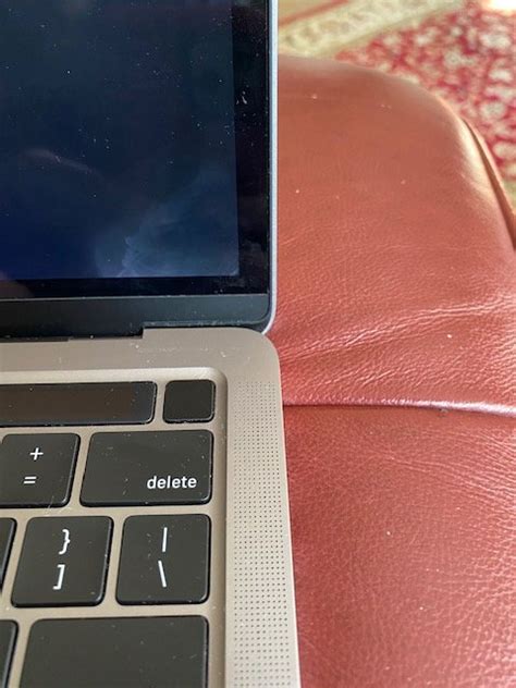 Macbook Pro Screen Issue Macrumors Forums